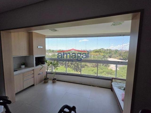 Apartamento 3 dormitórios no Centro