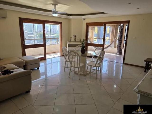 Apartamento 3 dormitórios no centro de Tramandaí