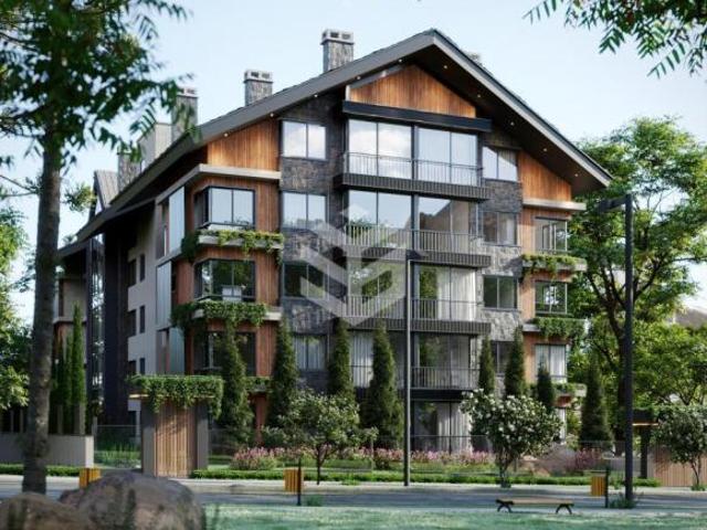 APARTAMENTO 3 DORMITÓRIOS NO CENTRO DE CANELA