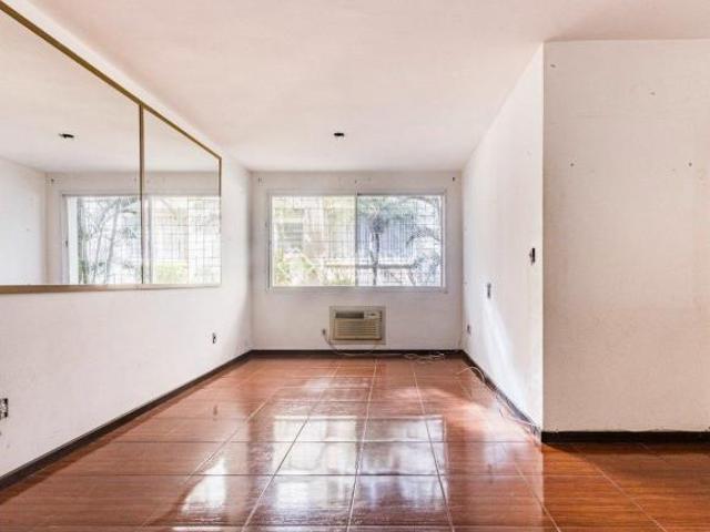 Apartamento 3 dormitórios no Higienopólis ao lado da Colégio La Salle São João