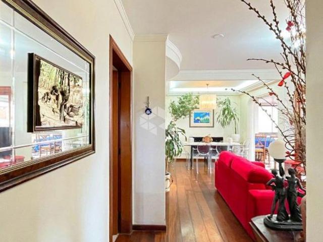 Apartamento 3 dormitórios no Petrópolis