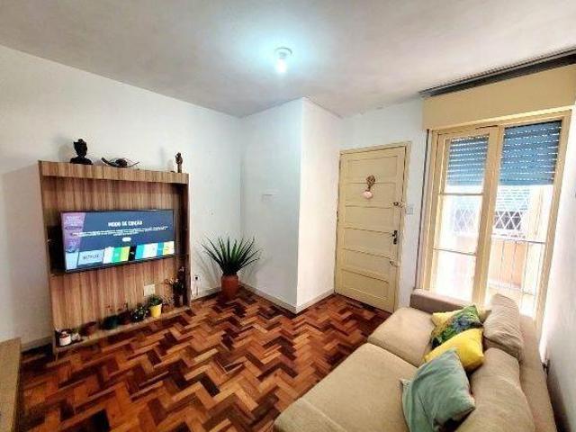 Apartamento 3 dormitórios no Petrópolis