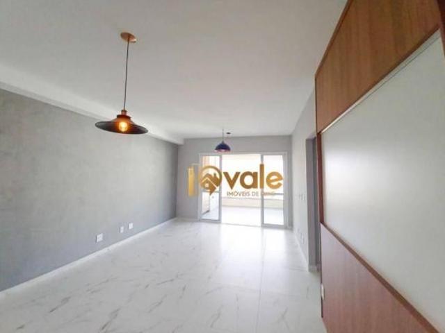 Apartamento 3 dormitórios à venda, 124 m² Centro Jacareí/SP