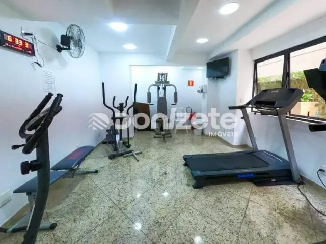 Apartamento 3 Dormitórios à Venda em Santo André – Frente, 2 Vagas