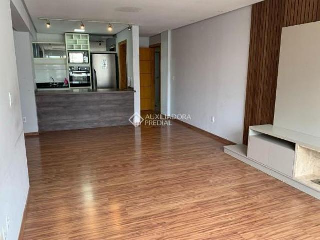 APARTAMENTO 3 DORMITÓRIOS À VENDA EM PORTO ALEGRE BAIRRO TRISTEZA