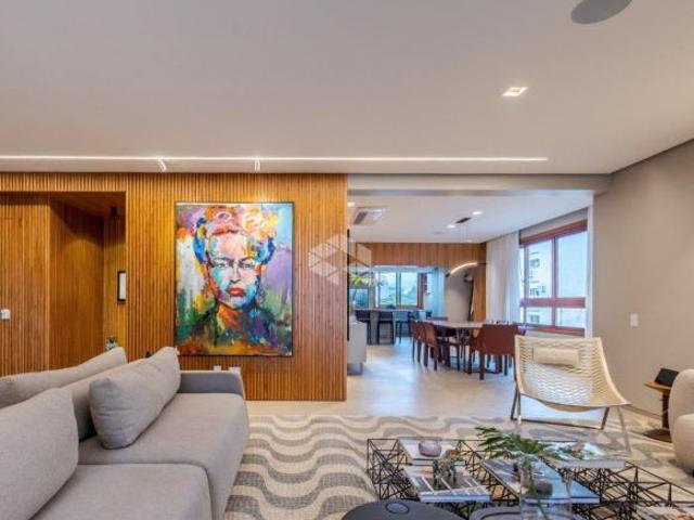 Apartamento 3 dormitórios à venda no Moinhos