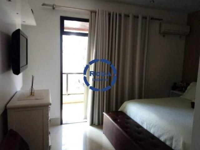 Apartamento 3 Dormitórios à Venda na Ponta da Praia em Santos – 154 m² com Varanda e Lazer