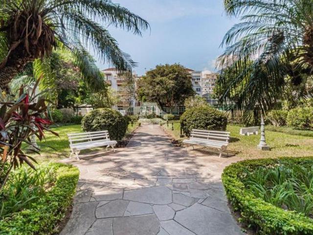 APARTAMENTO 3 DORMITÓRIOS BAIRRO MENINO DEUS