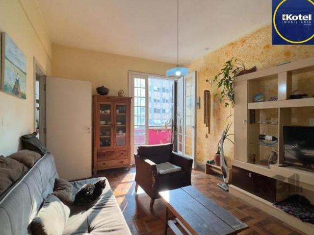APARTAMENTO 3 DORMITÓRIOS COM 112M² EM ÓTIMA LOCALIZAÇÃO NO CENTRO HISTÓRICO