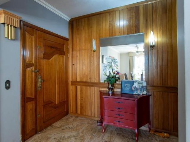 Apartamento 3 dormitorios com 168,65m2 privativos e uma vaga.