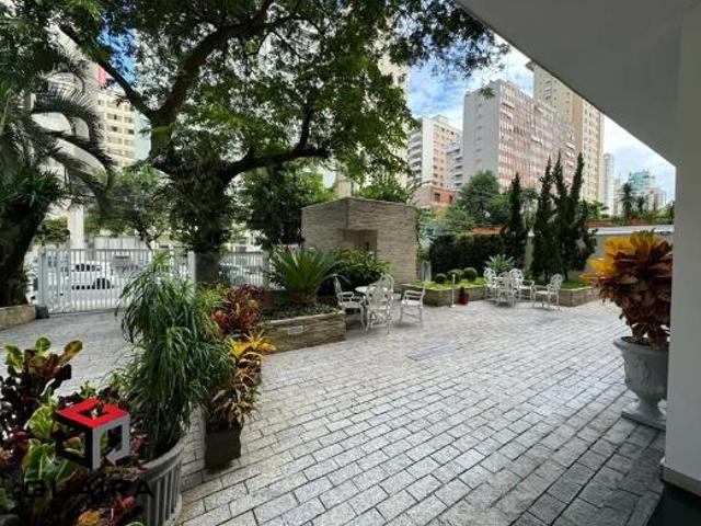 Apartamento 3 Dormitórios com 200m² Jardim Paulista São Paulo SP