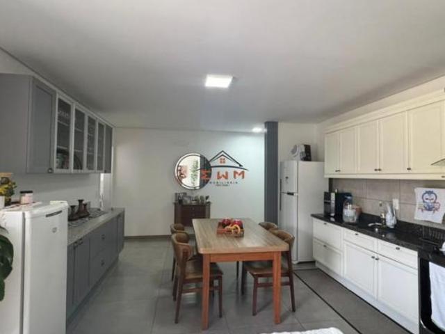 Apartamento 3 dormitórios com 2 suítes no São Luiz