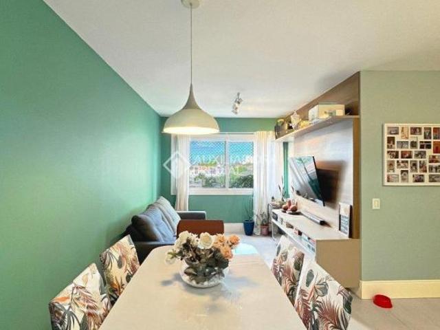 Apartamento 3 dormitórios com 2 vagas de garagem