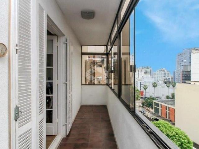 APARTAMENTO 3 DORMITÓRIOS COM 2 VAGAS DE GARAGEM NO CENTRO