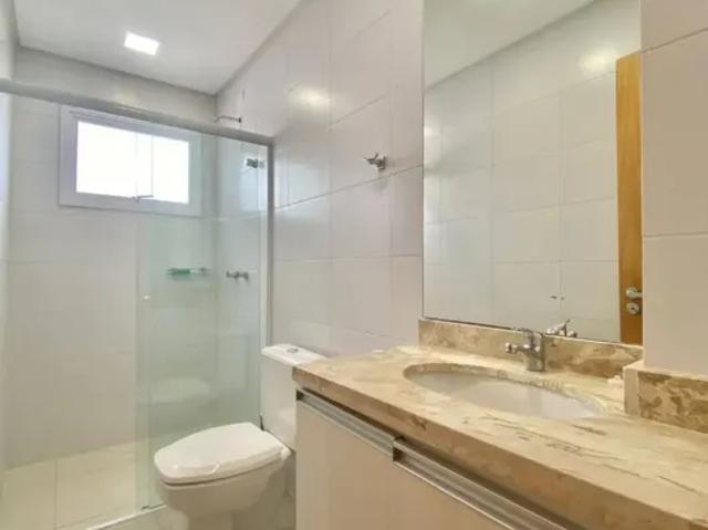 Apartamento 3 dormitórios com 2 vagas garagem, mobiliado, perto do mar, mobiliado, próximo a praças