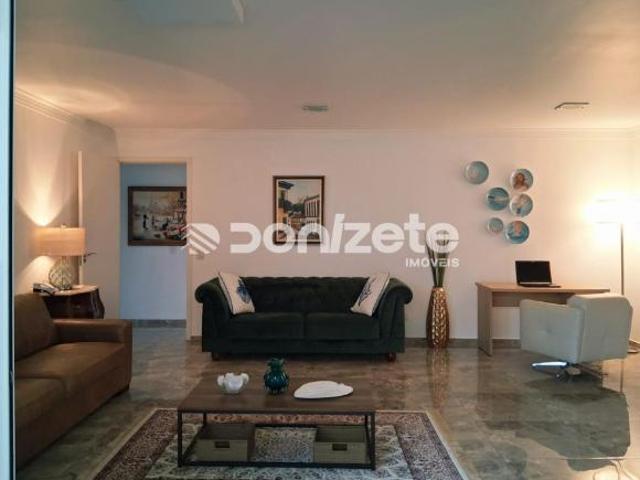 Apartamento 3 dormitórios com 3 vagas na frente em Santo André Campestre