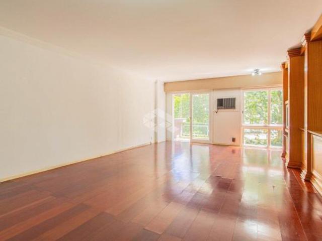 Apartamento 3 dormitórios com vaga no Moinhos de Vento em Porto Alegre