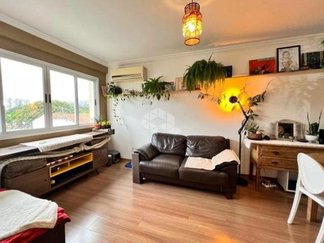 Apartamento 3 dormitórios com vaga e elevador na Intercap/Partenon