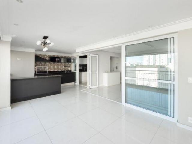 Apartamento 3 dormitórios com varanda gourmet a 500 metros do parque do Ipiranga