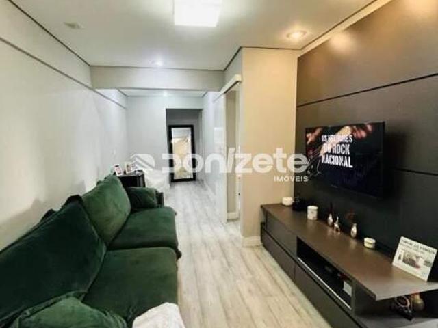 Apartamento 3 Dormitórios com Varanda Gourmet e 2 Vagas em Campestre, Santo André