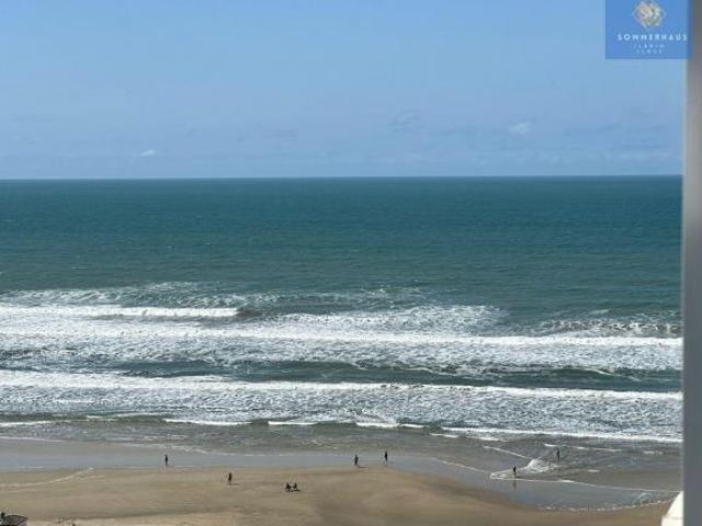Apartamento 3 dormitórios com Vista para o Mar