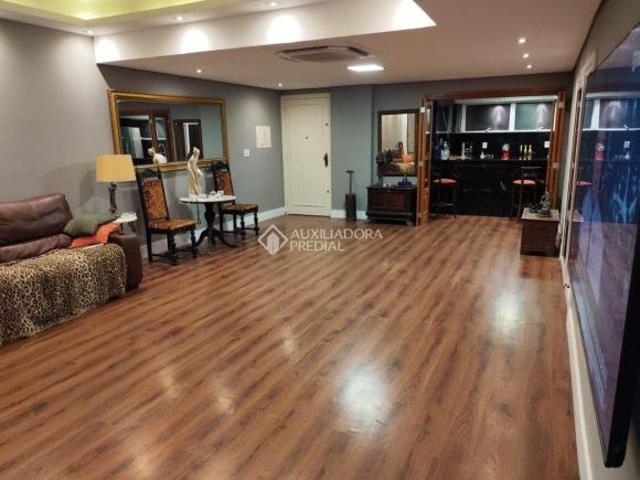 Apartamento 3 dormitórios com garagem Moinhos de Vento