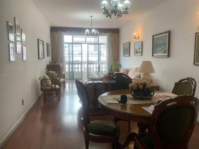 Apartamento 3 dormitórios com Suíte, Varanda de Frente e Dependência Gonzaga