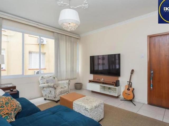 Apartamento 3 Dormitórios com Suíte e Garagem na Cidade Baixa – Próximo à Redenç