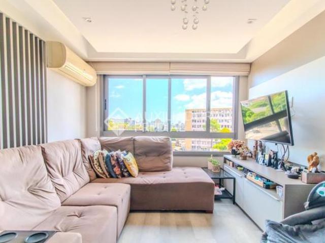 Apartamento 3 dormitórios, com suite e 2 vagas de garagem no bairro Farroupilha