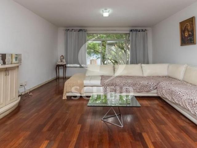 Apartamento 3 dormitórios com suíte no Paraíso próximo ao metrô