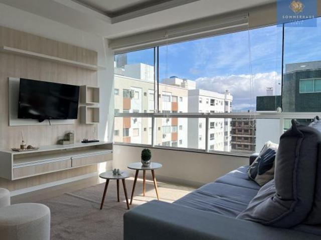 Apartamento 3 dormitórios de frente
