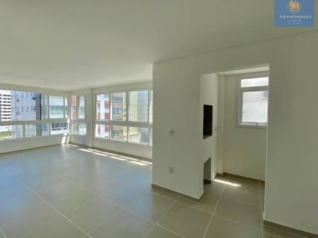 Apartamento 3 dormitórios de frente em Capão da Canoa