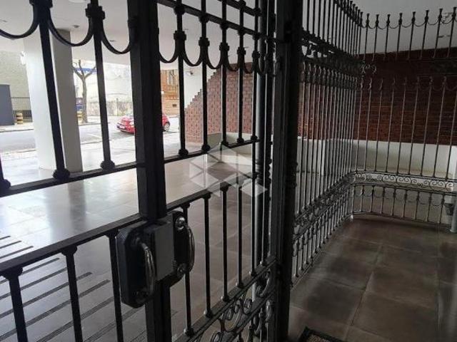 Apartamento 3 dormitórios de frente, junto a Assembleia Legislativa