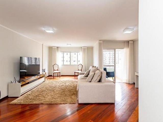 APARTAMENTO | 3 Dormitórios e 1 Vaga de Garagem | Batel