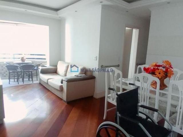 Apartamento 3 Dormitórios e 2 Vagas a Venda na Vila Gumercindo