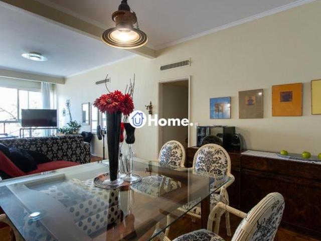Apartamento 3 Dormitórios Ensolarado no Centro de Porto Alegre