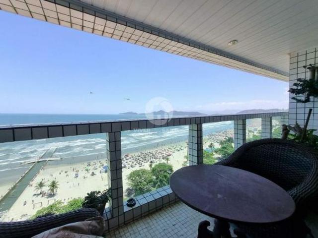 Apartamento 3 Dormitórios Frente ao Mar – Boqueirão Santos