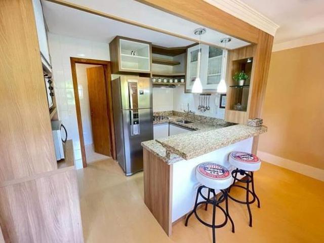 APARTAMENTO MOBILIADO PERTO DO CENTRO DE GRAMADO