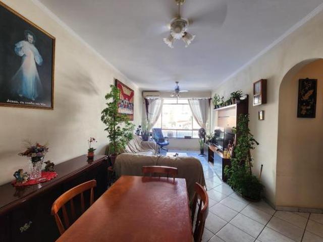 Apartamento 3 dormitórios Pompéia 2 quadras da Praia