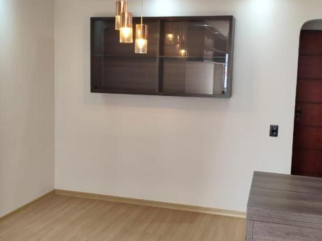 Apartamento 3 dormitórios recém reformado – Vila das Mercês / SP