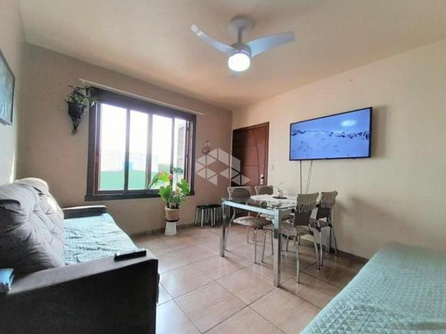 Apartamento 3 dormitórios, reformado, e 1 vaga de garagem no bairro Passo Dareia, em Porto Alegre. A