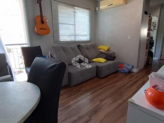 Apartamento 3 dormitórios, suíte, banheiro, sacada 1 vaga de garagem no bairro Humaitá, em Porto Al