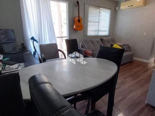 Apartamento 3 dormitórios, suíte, banheiro, sacada 1 vaga de garagem no bairro Humaitá, em Porto Ale
