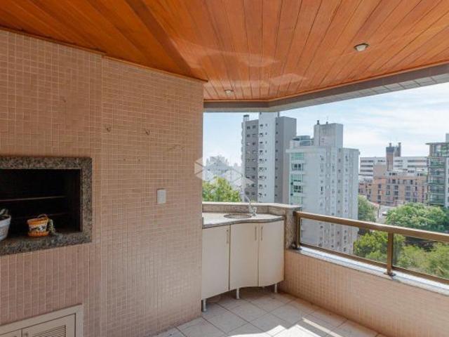 Apartamento 3 Dormitórios, Suíte, Churrasqueira e 2 Vagas de Garagem no Bairro Bela Vista em Porto A