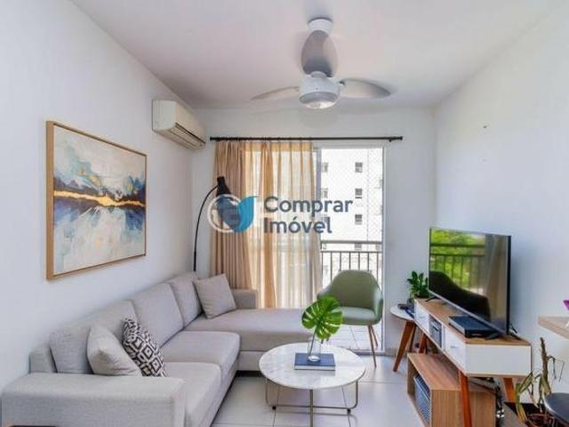 Apartamento 3 dormitórios, suíte e vaga coberta no bairro Camaquã