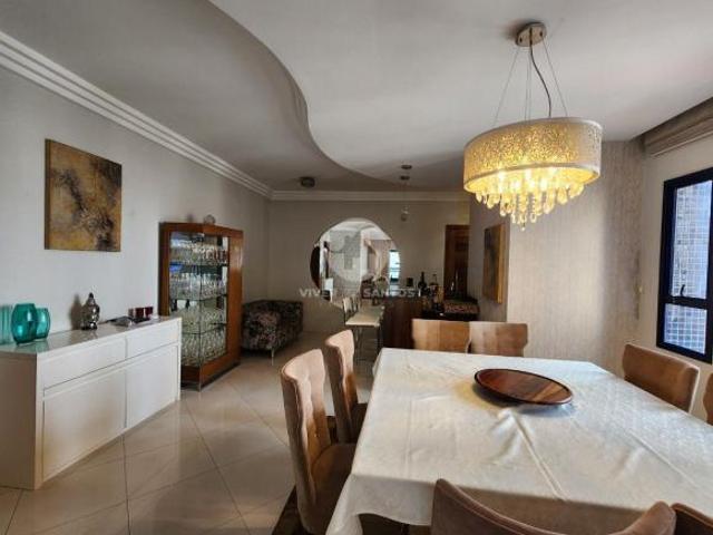 Apartamento 3 Dormitórios, Suíte, Porteira Fechada e Vista Mar na Ponta da Praia Santos SP