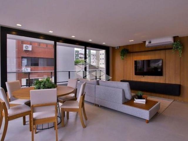 Apartamento 3 dormitórios, suíte, sacada e infra estrutura, no menino deus