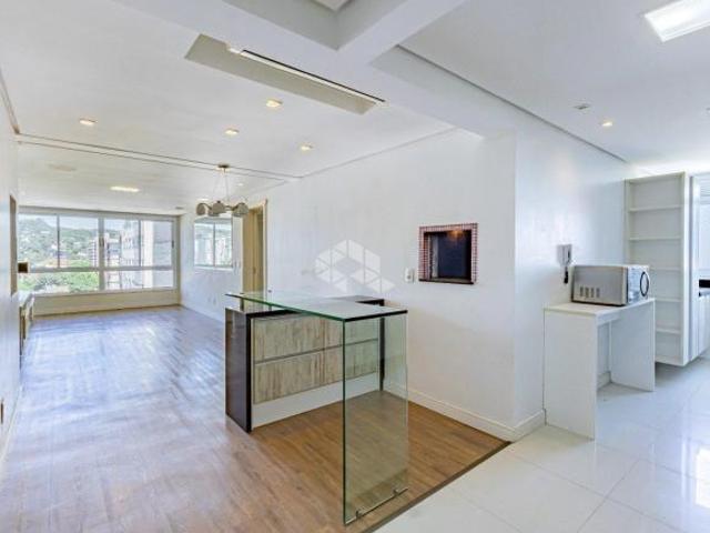 Apartamento 3 dormitórios, suíte, 2 vagas, lareira, churrasqueira, no Bairro Tristeza Porto Alegre