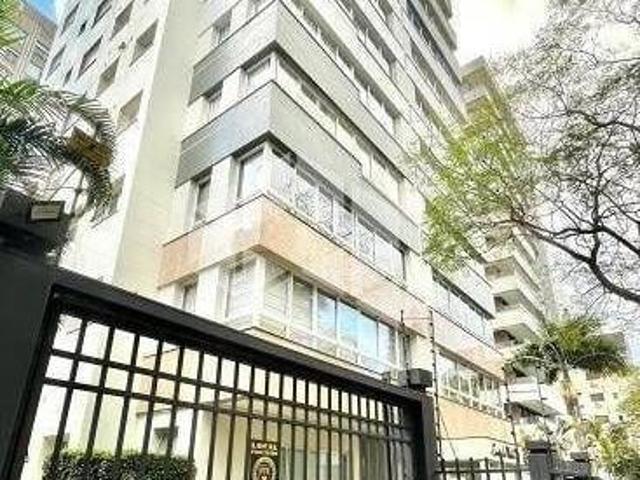 Apartamento 3 dormitórios suíte 2 vagas no Moinhos de Vento