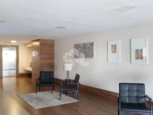 Apartamento 3 dormitórios, sacada e churrasqueira